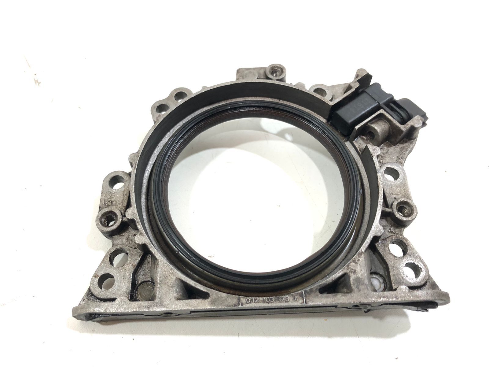 Flange Retentor Virabrequim Gol 1.O 8V 06 10 032103173A C31 - Auto ...
