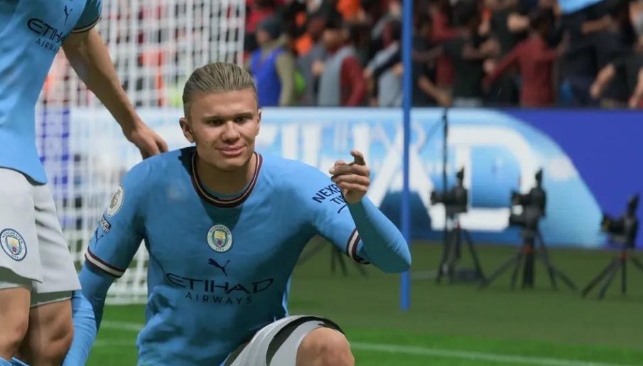 EA SPORTS FC 24 - 5900 FC Points Xbox Código Digital - CardLândia