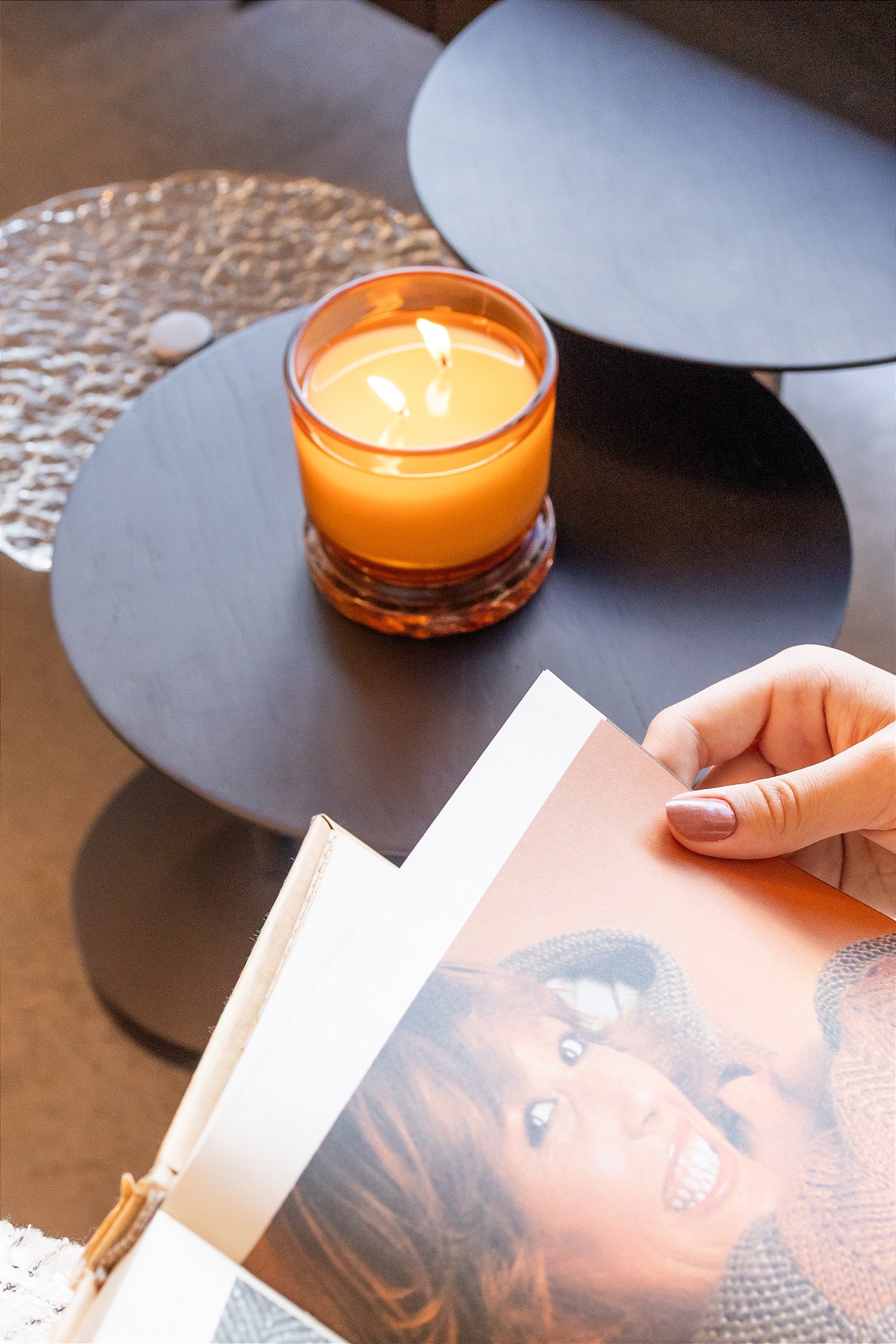 Vela Âmbar Cristal Rosa & Almíscar - 230g - KLAROMA STORE