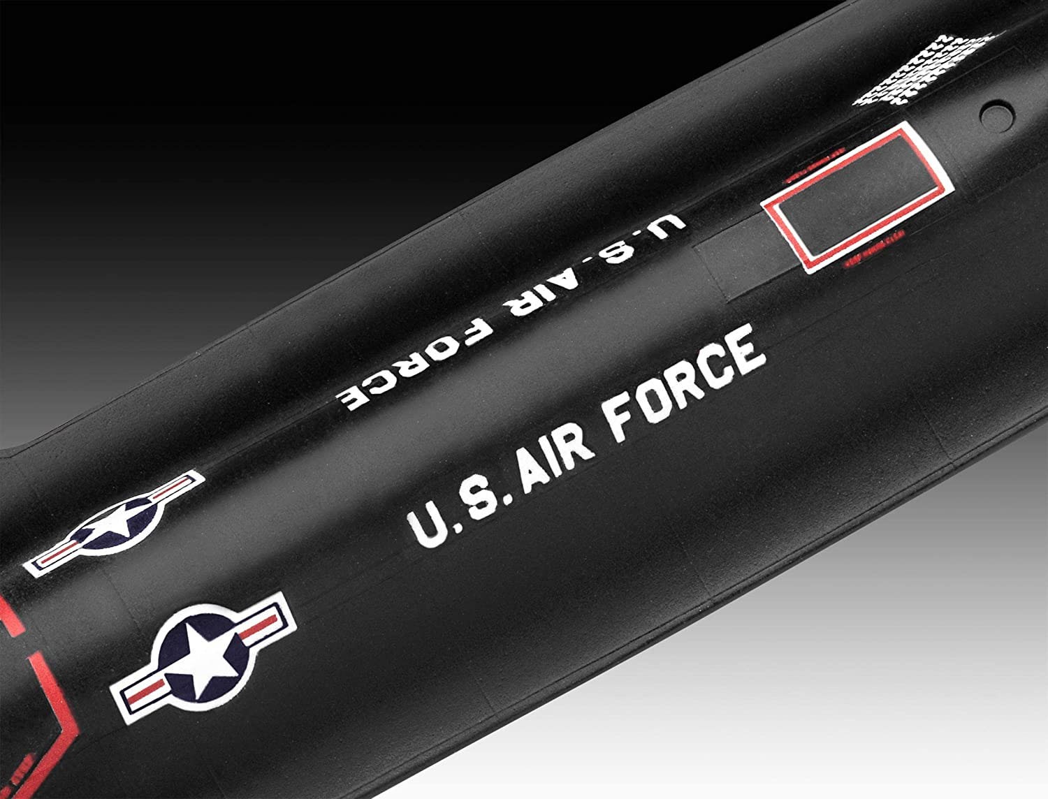 Lockheed SR-71 Blackbird easy-click system - 1/110 - Revell 03652 - BLIMPS