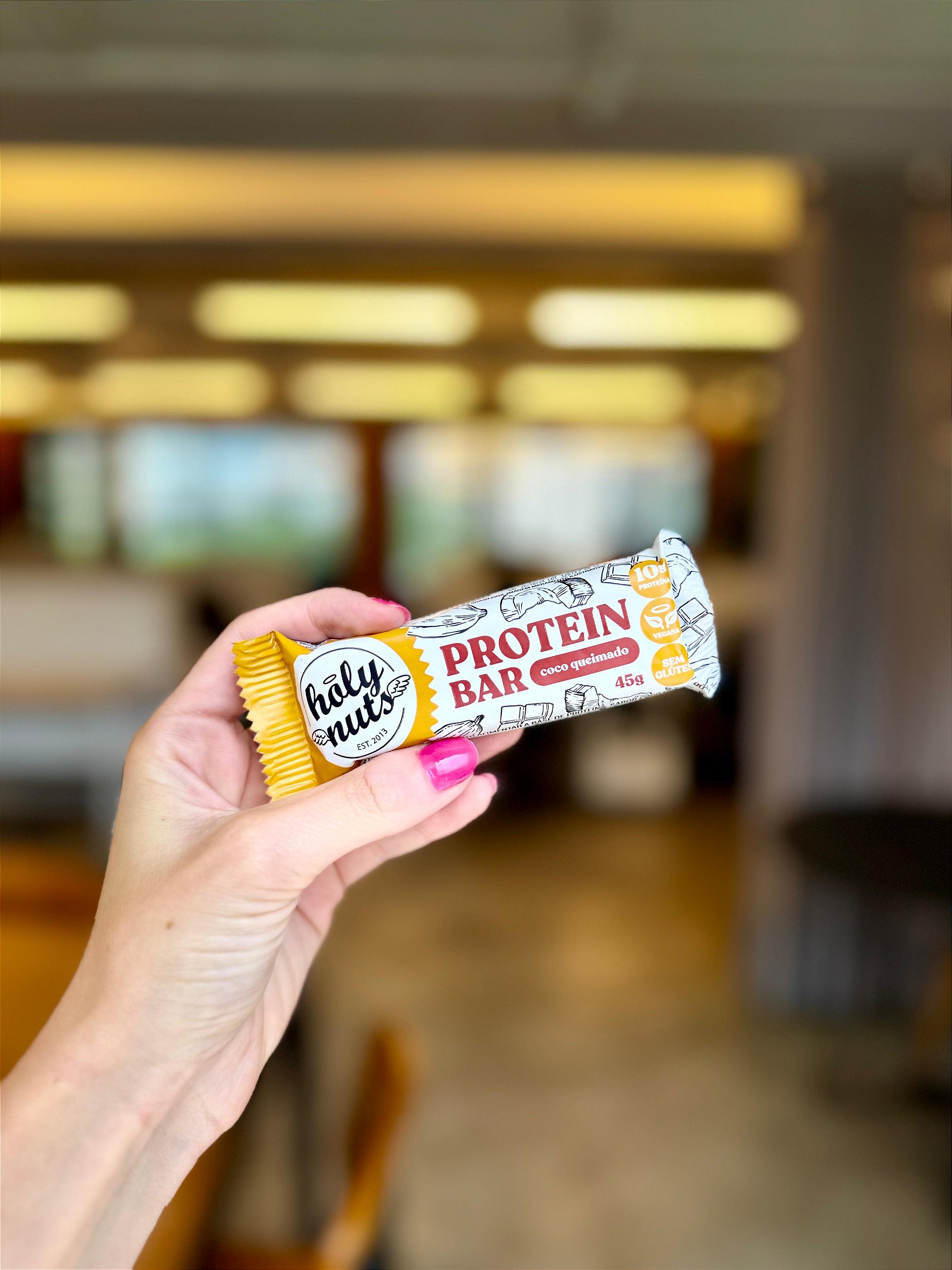 DISPLAY BARRA DE PROTEINA VEGANA - COCO QUEIMADO - Holy Nuts