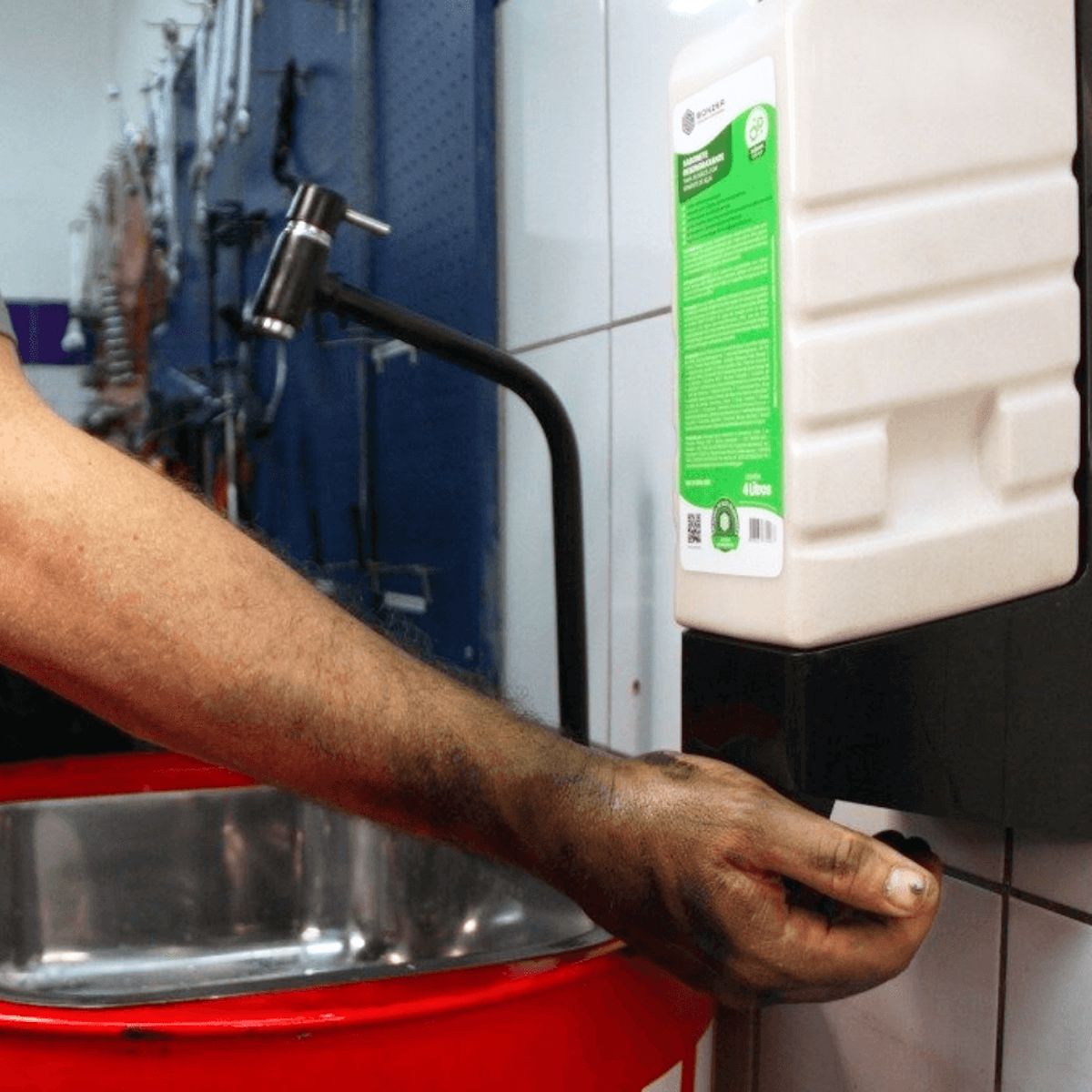 Dispenser UX BLAK Para Sabonete Desengraxante Bonzer 4 L - Redomma ...