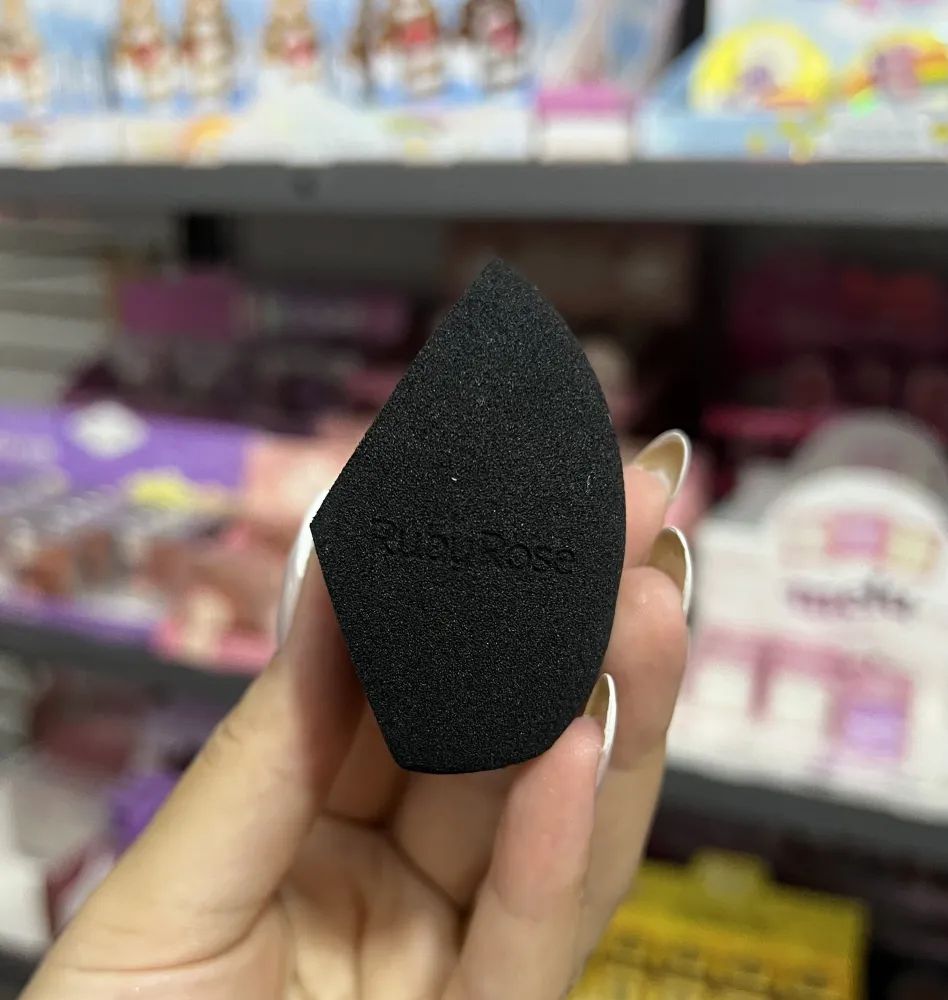 Esponja para maquiagem midnight - Ruby Rose - Make Lovely