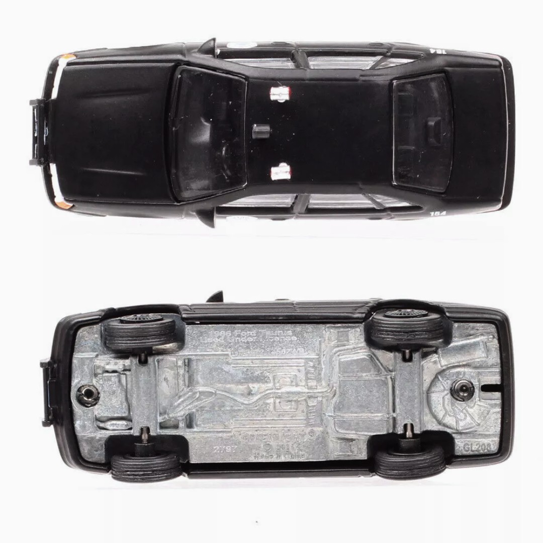 Miniatura carro Ford Taurus LX 1986 Robocop 1/64 - AutoMOTIVO Store