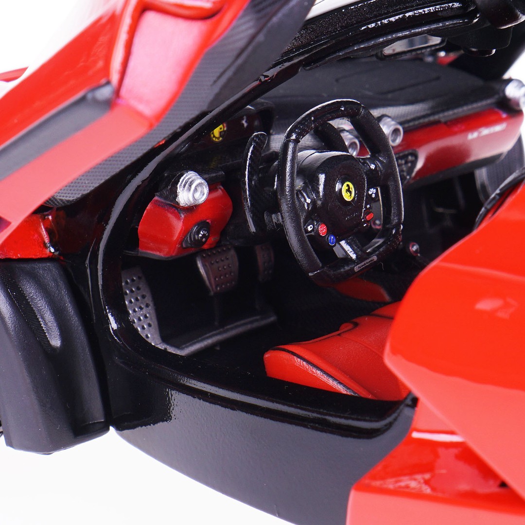 Miniatura carro Ferrari LaFerrari signature - 1/18 - AutoMOTIVO Store