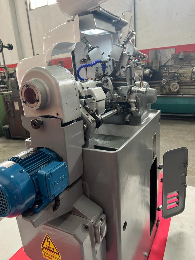 Torno automático Traub A25 com Bgse - Reformado - Servitec Automáticos