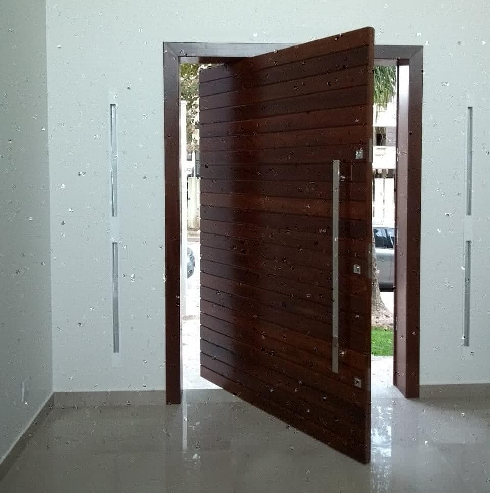 Kit porta pivotante especial com ripado horizontal em ipê extra ...