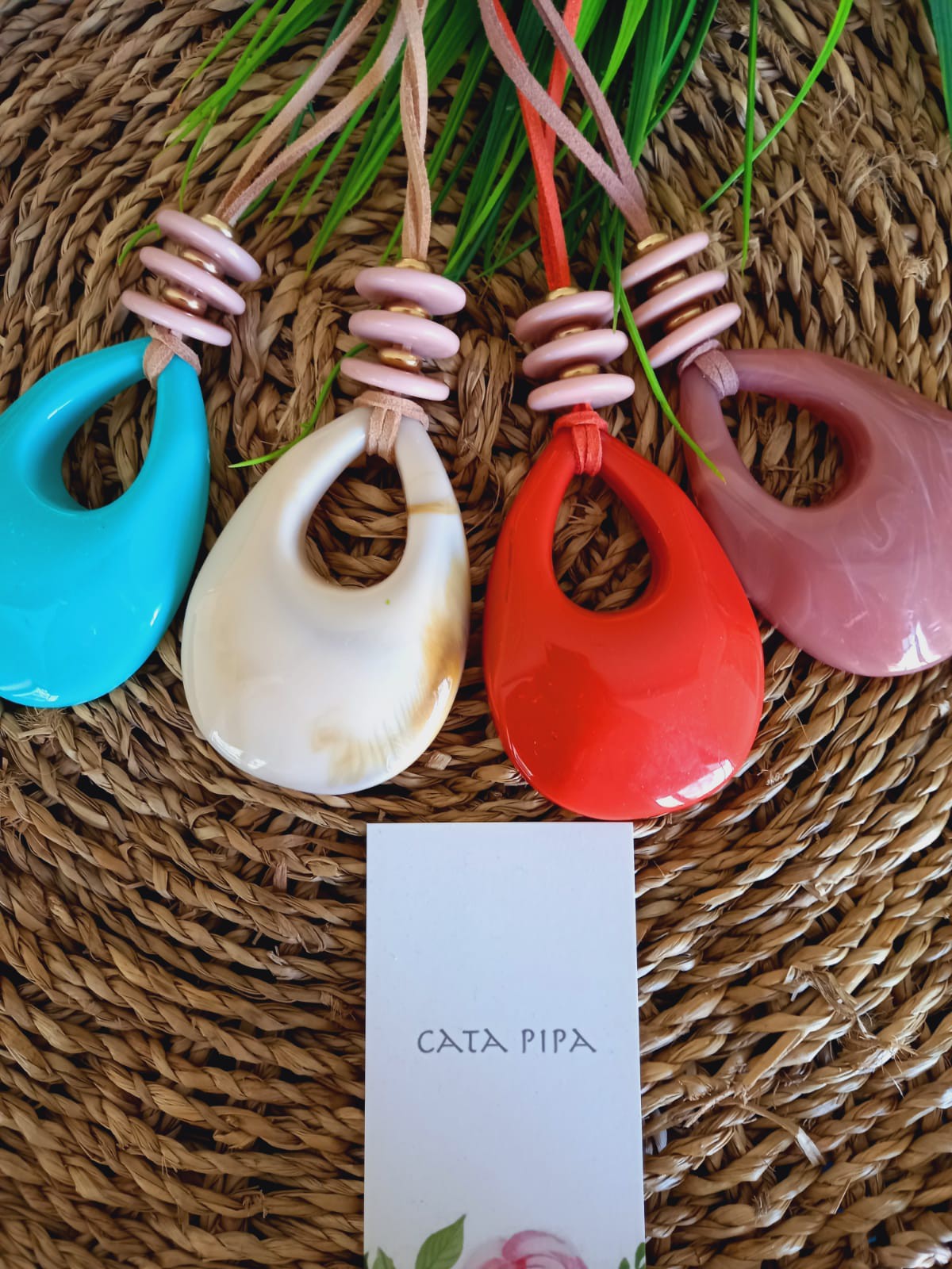 Colar Pingente Resina - Cata Pipa