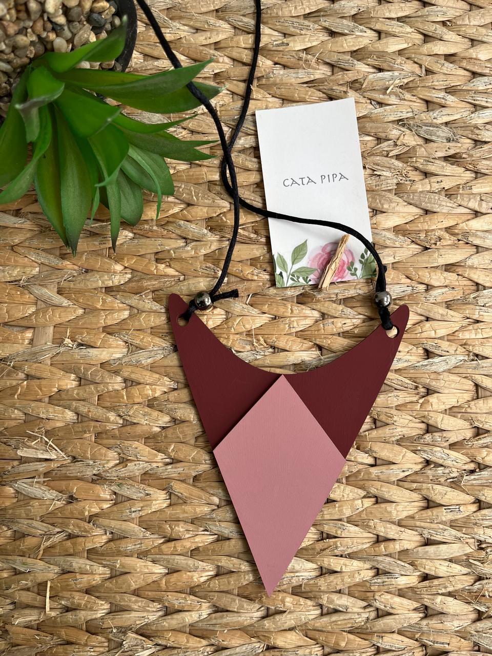 Colar Triangulo Mdf - Cata Pipa