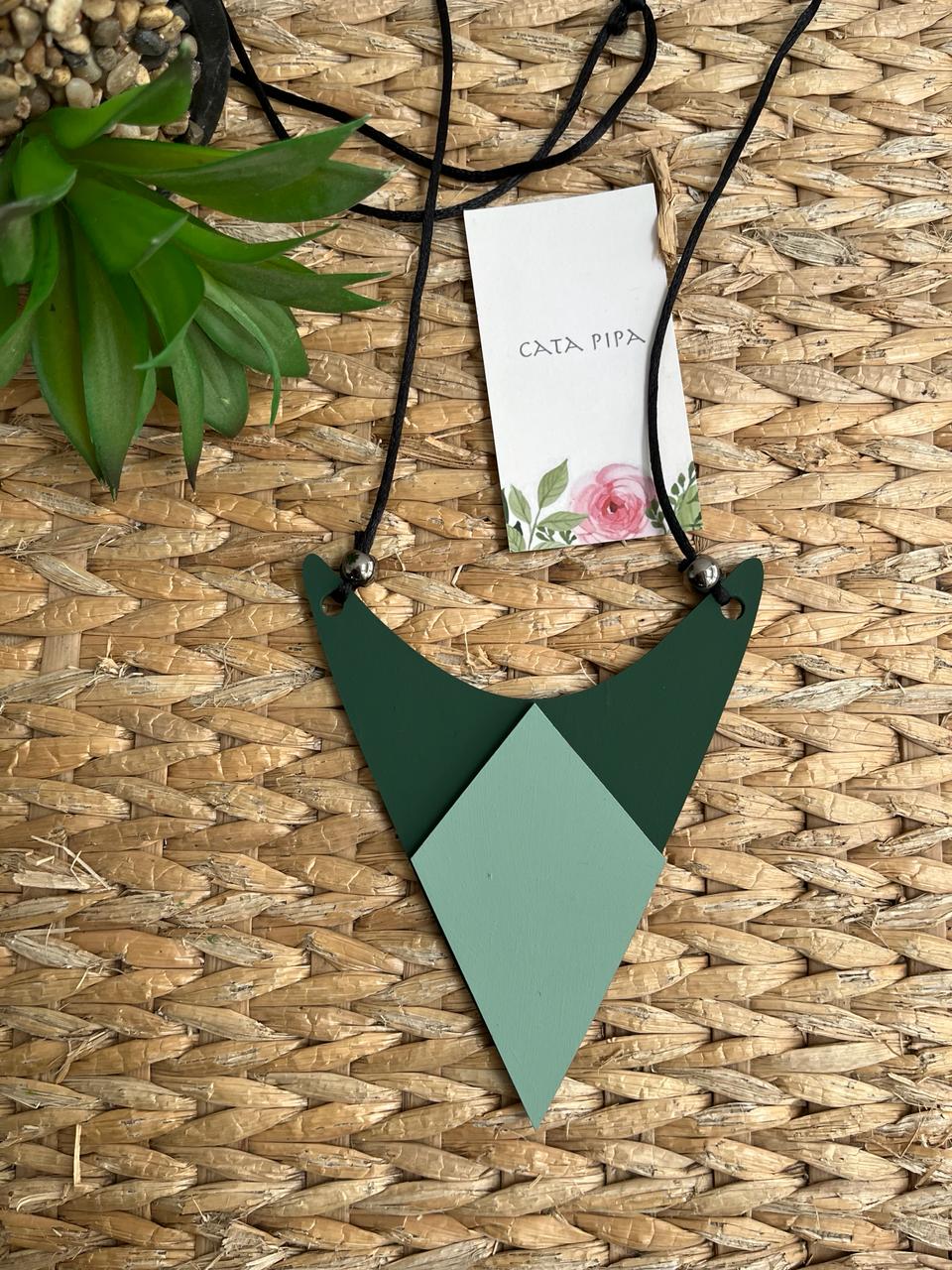 Colar Triangulo Mdf - Cata Pipa