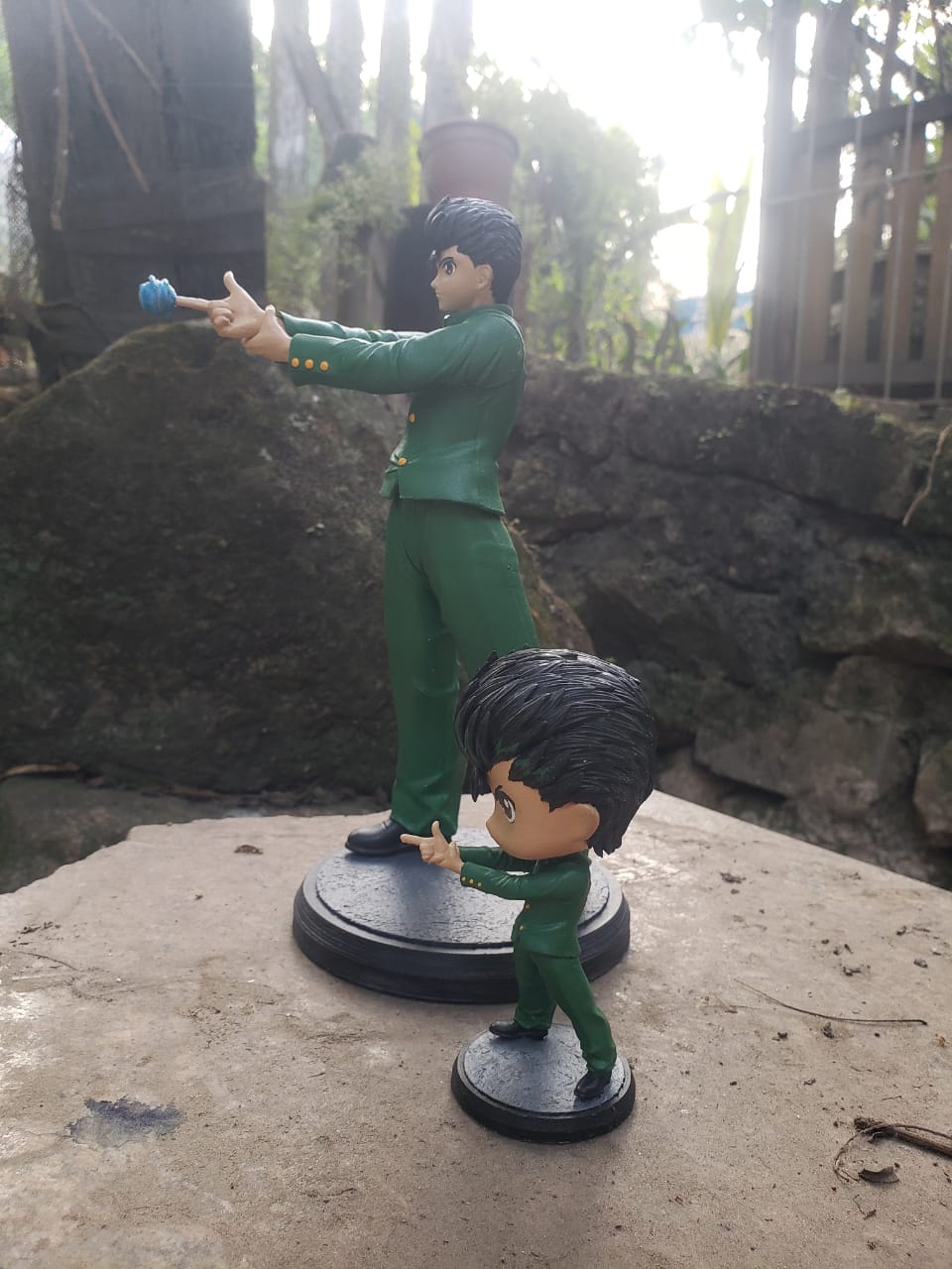 Estátua Yusuke Urameshi de Yu Yu Hakusho versão chibi e Pu - Print3D