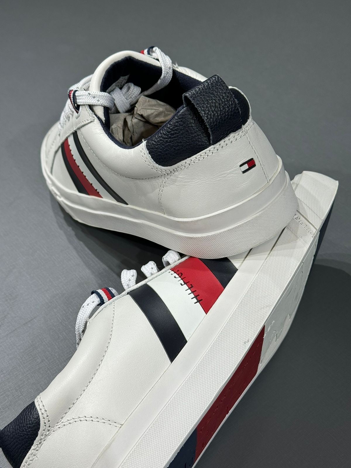 Tênis Tommy Hilfiger Dino Branco Thfm02576-03 - Granfino Store | Seu ...