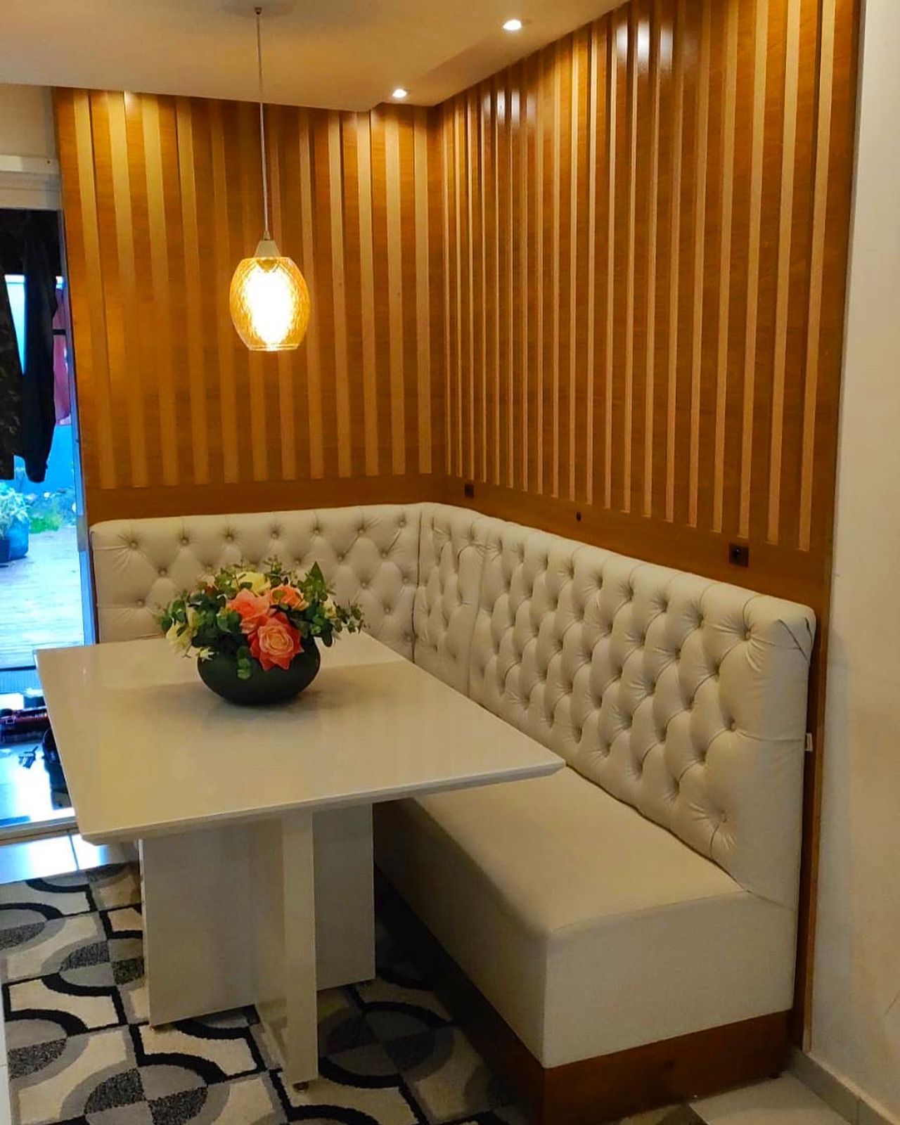 Canto Alemão 2,40x1,20m Sintético Bege Madeira - Kaisova