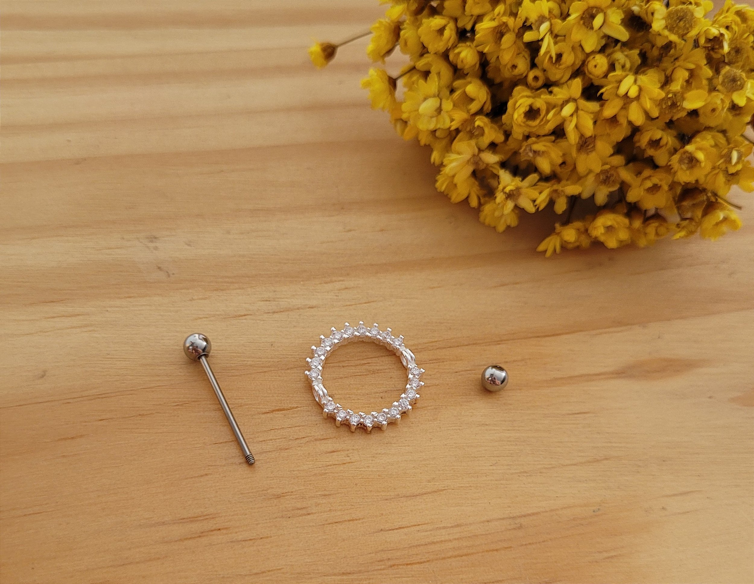 Piercing Cravejado Branco (mamilo) - Prata 925 - M3F JOIAS ATACADO