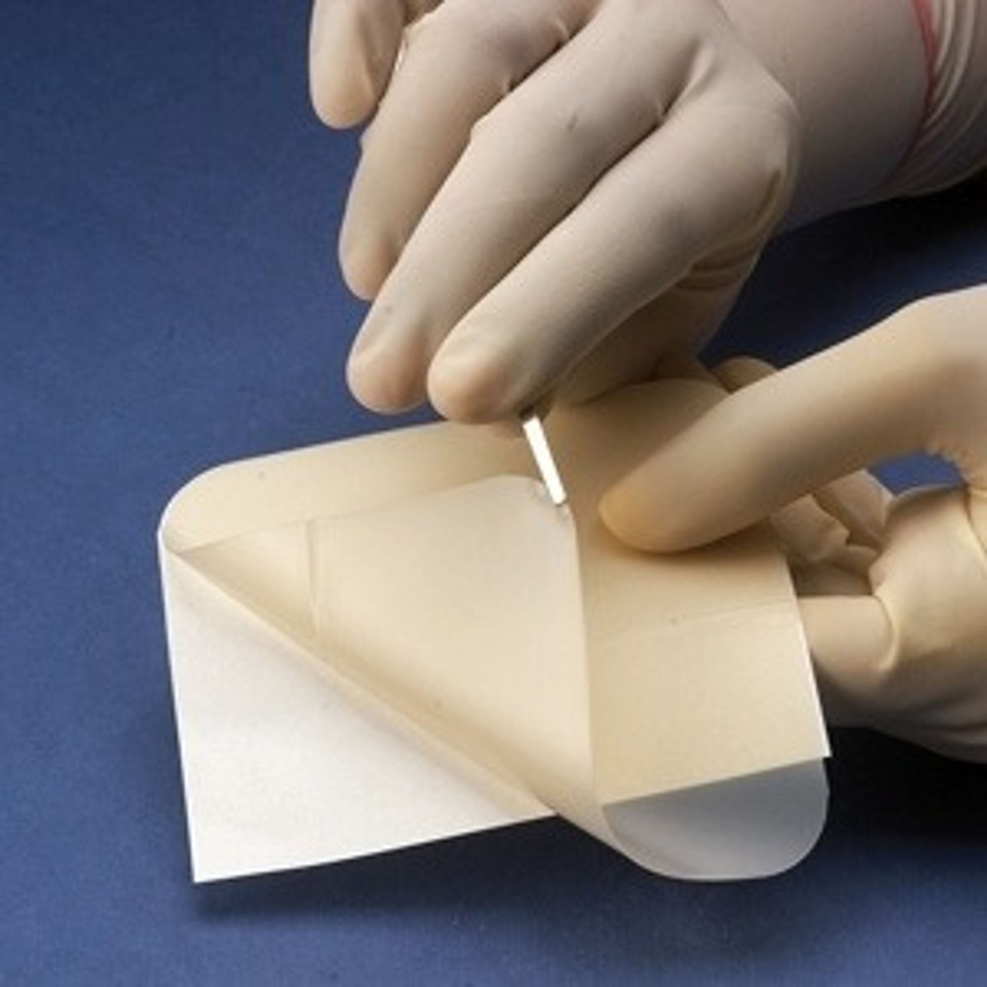 Curativo Placa de Hidrocolóide Hydrocoll 10x10cm - Hartmann - Cirúrgica ...