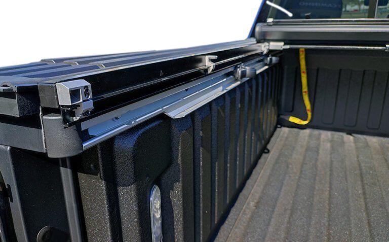 Capota Rígida Dobrável Flash Fold Ram 2500 3500 com Rambox - Aleta Online