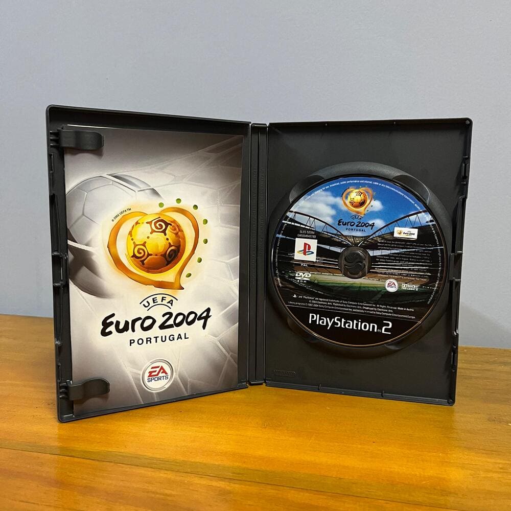 Jogo Uefa Euro 2004 PS2 Físico Original Europeu (Seminovo) - Machado ...