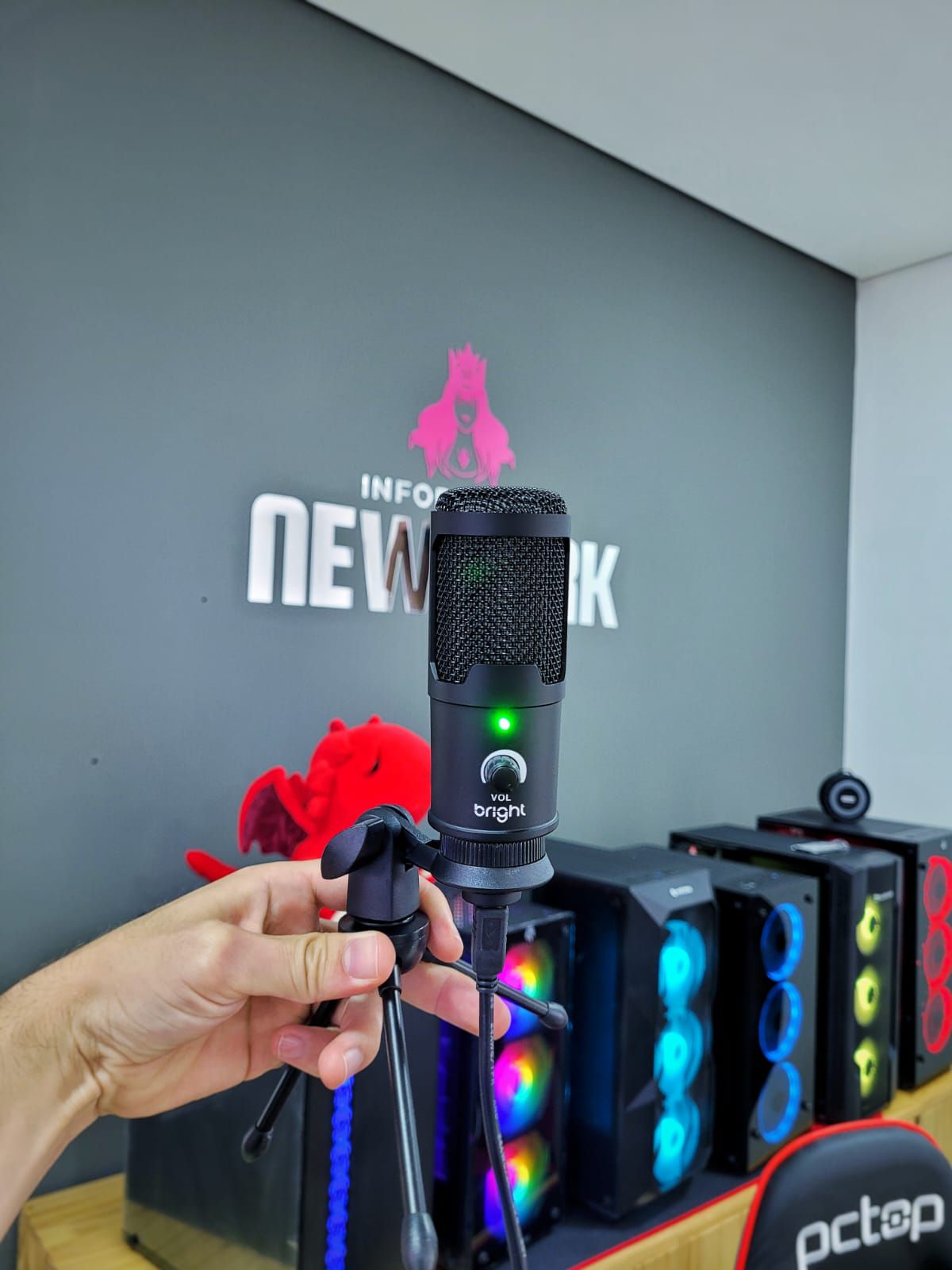 MICROFONE STREAMER DE MESA RGB - New York Informatica