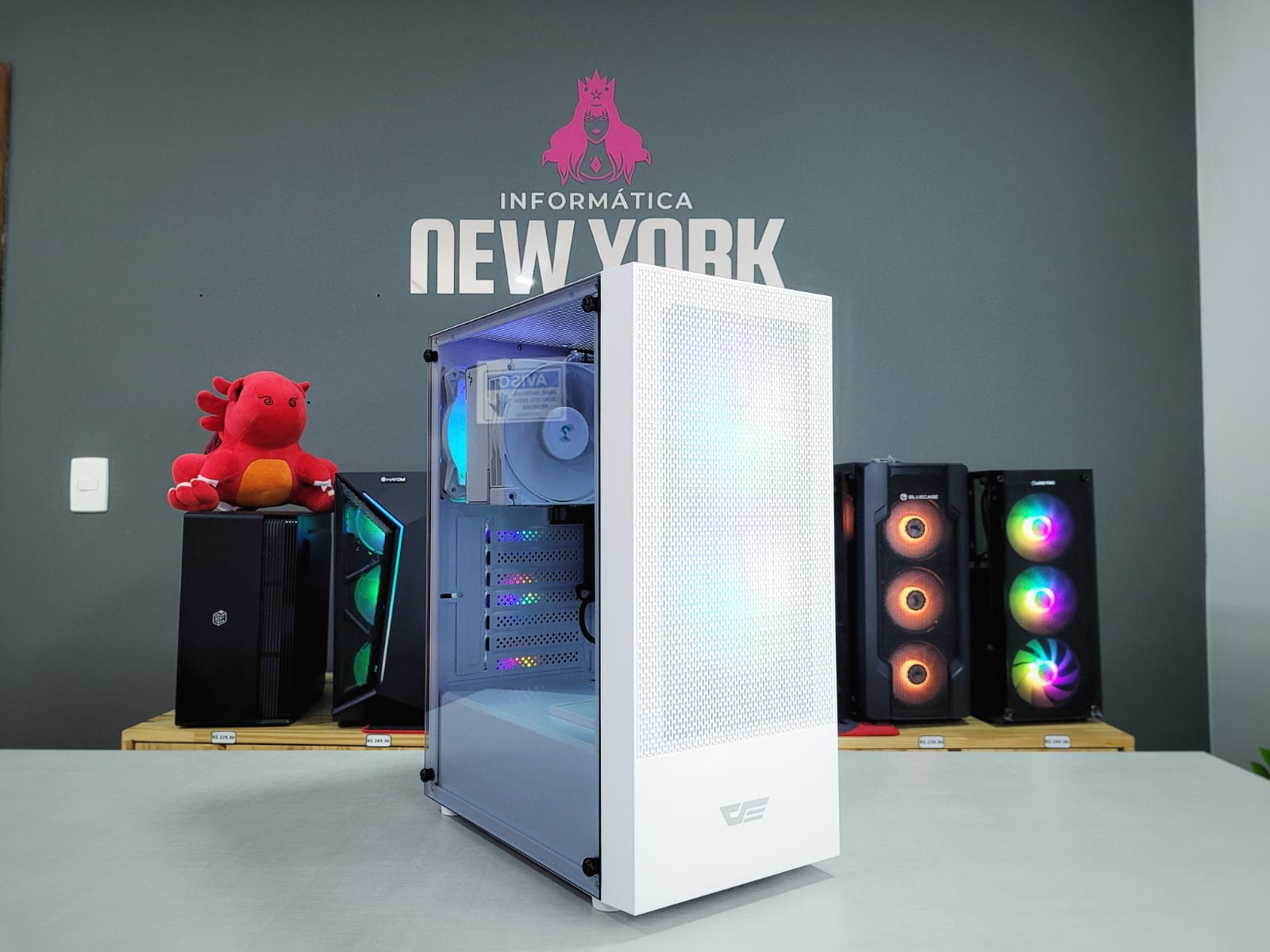 PC Gamer Branco Ryzen 5 5600G + 16Gb Ram + SSD 240Gb + A320 - New York ...