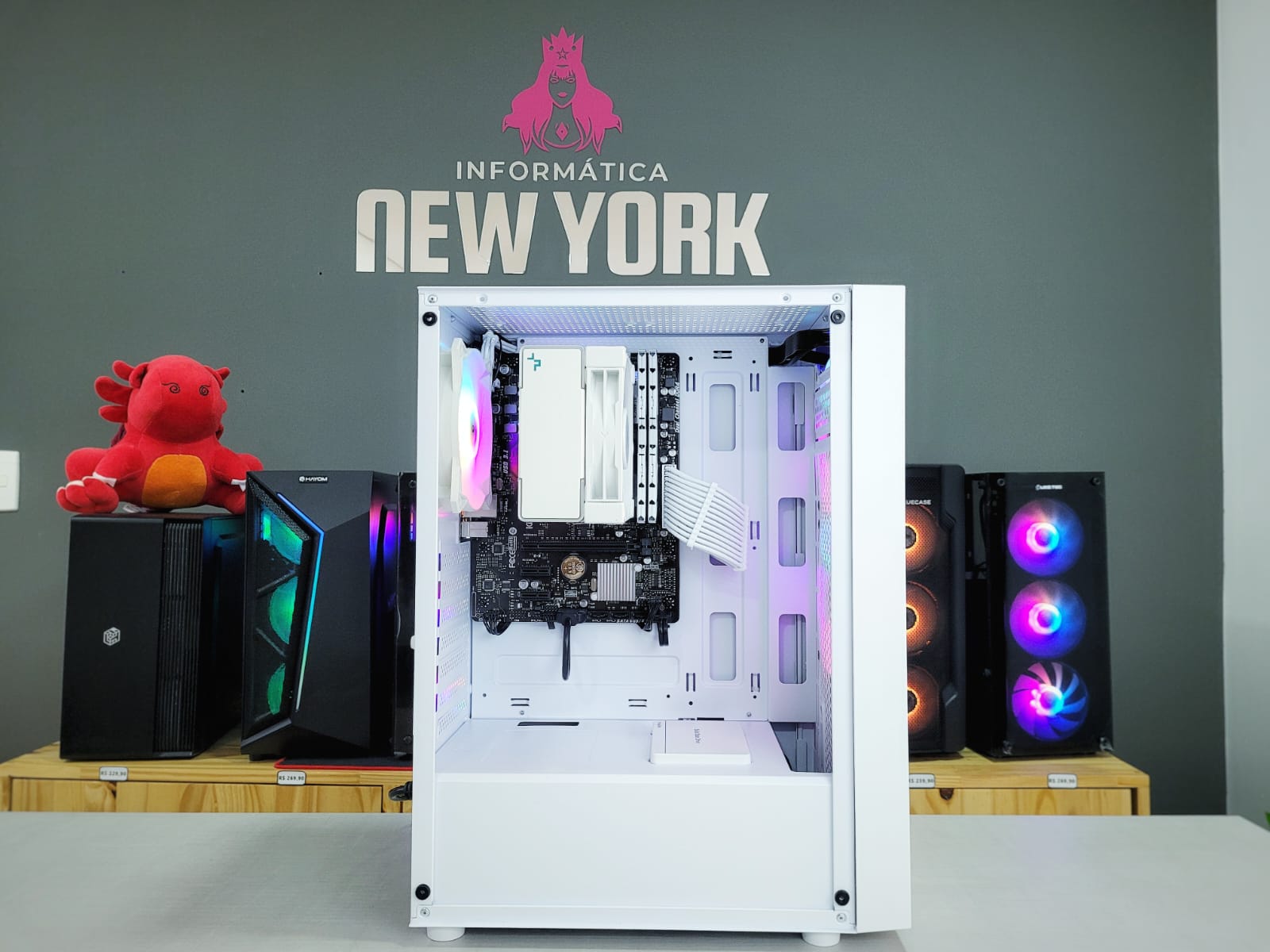 PC Gamer Branco Ryzen 5 5600G + 16Gb Ram + SSD 240Gb + A320 - New York ...