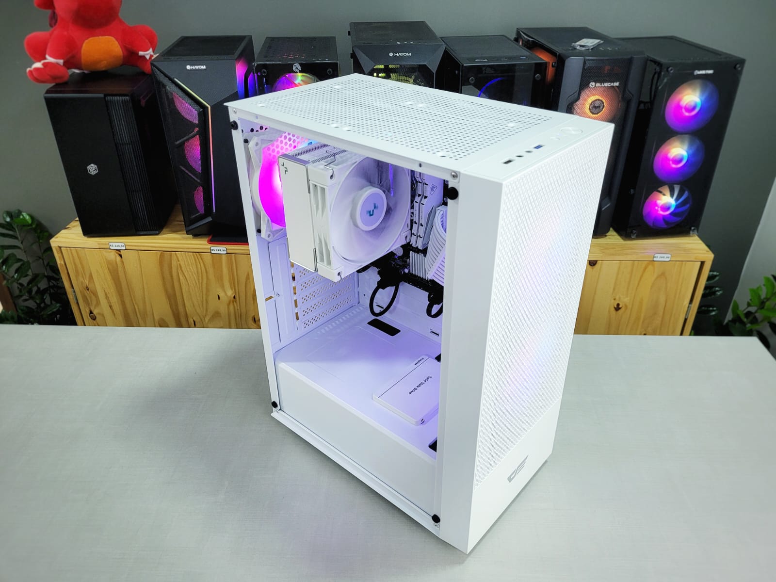 PC Gamer Branco Ryzen 5 5600G + 16Gb Ram + SSD 240Gb + A320 - New York ...