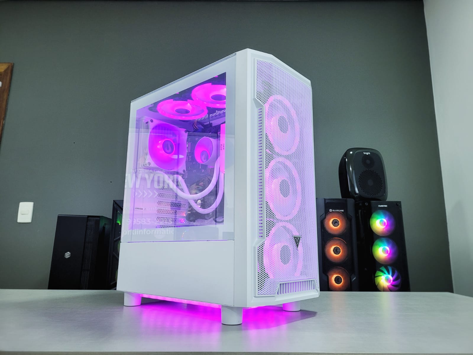 PC Gamer Branco Ryzen 5 5600G + 16Gb Ram + A520 - New York Informatica