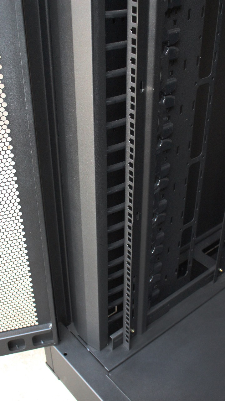 RACK PLUS PREMIUM - Infra Connect Solution