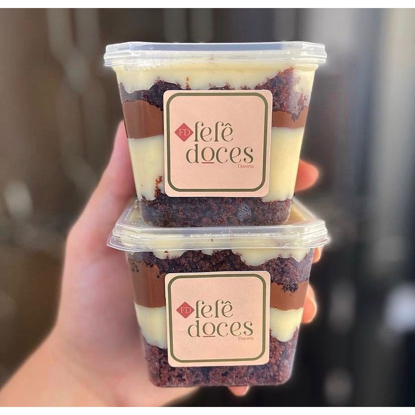 Pote Quadrado para Bolo com Tampa 250ml com 20 un PRAFESTA - Jw ...