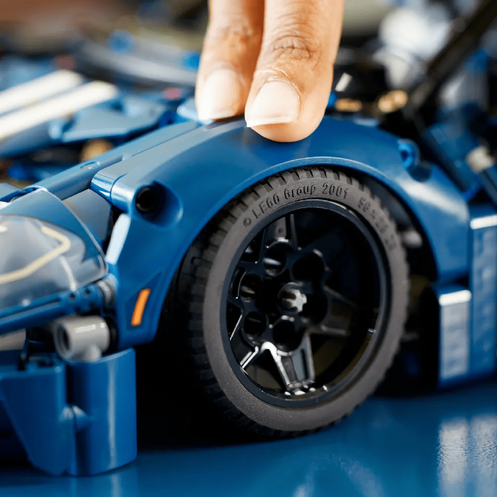 Lego Technic 1466 peças - 2022 Ford GT - 42154 Lego - Real Brinquedos