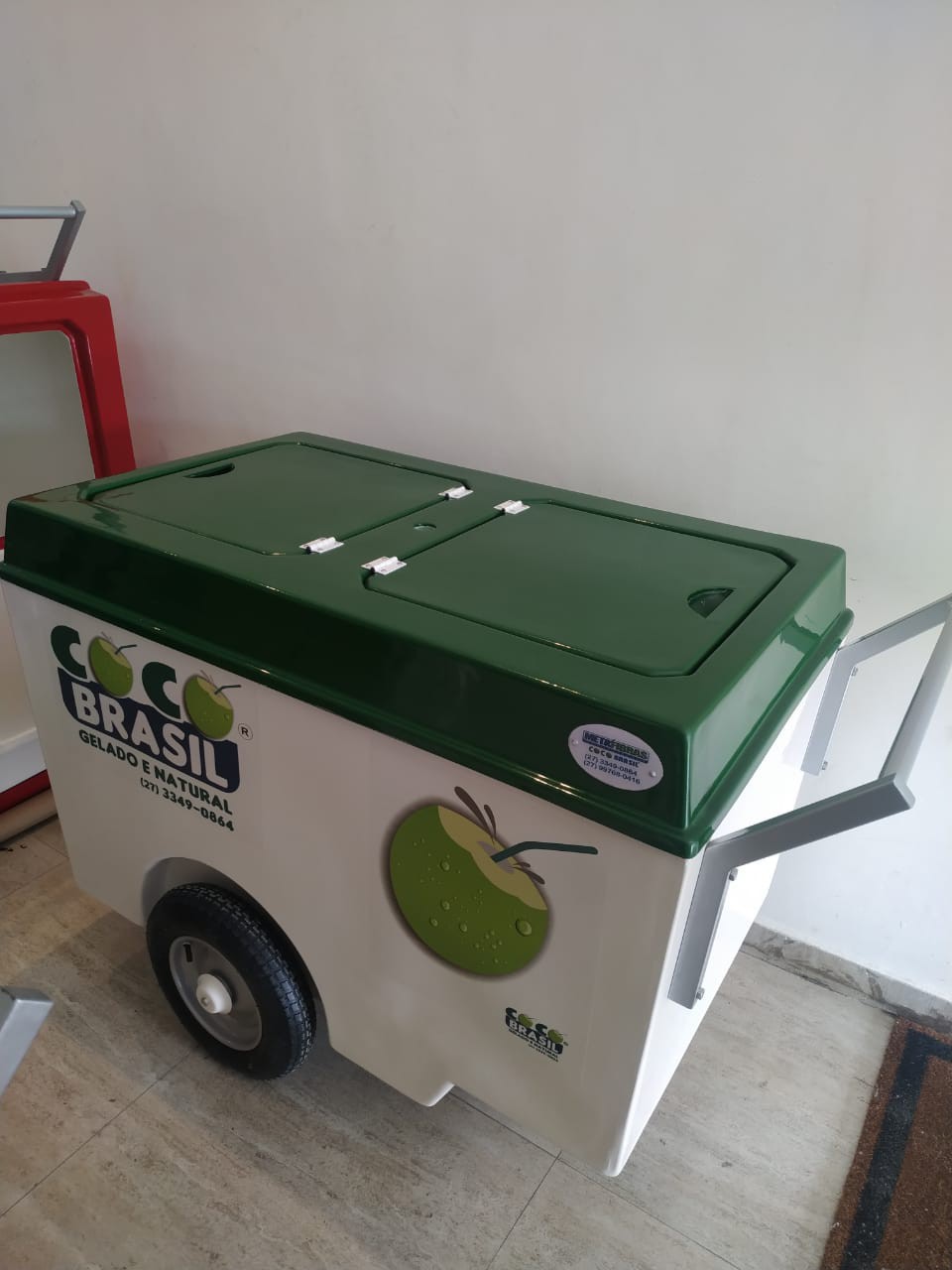 Carrinho térmico para água de coco - Carrinho de Coco