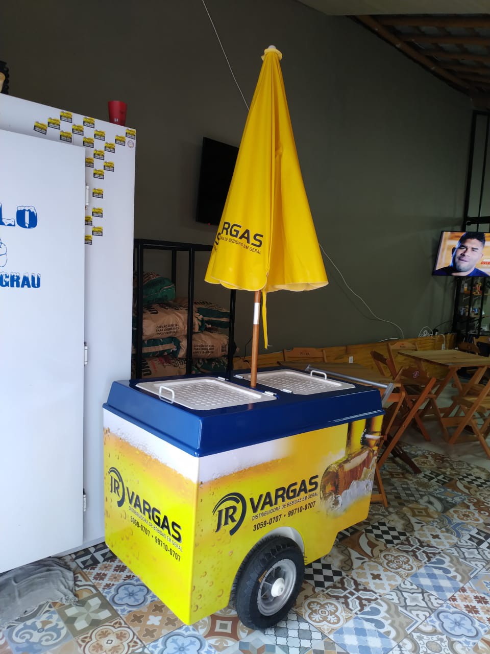 Carrinho térmico para bebidas - Carrinho de Coco