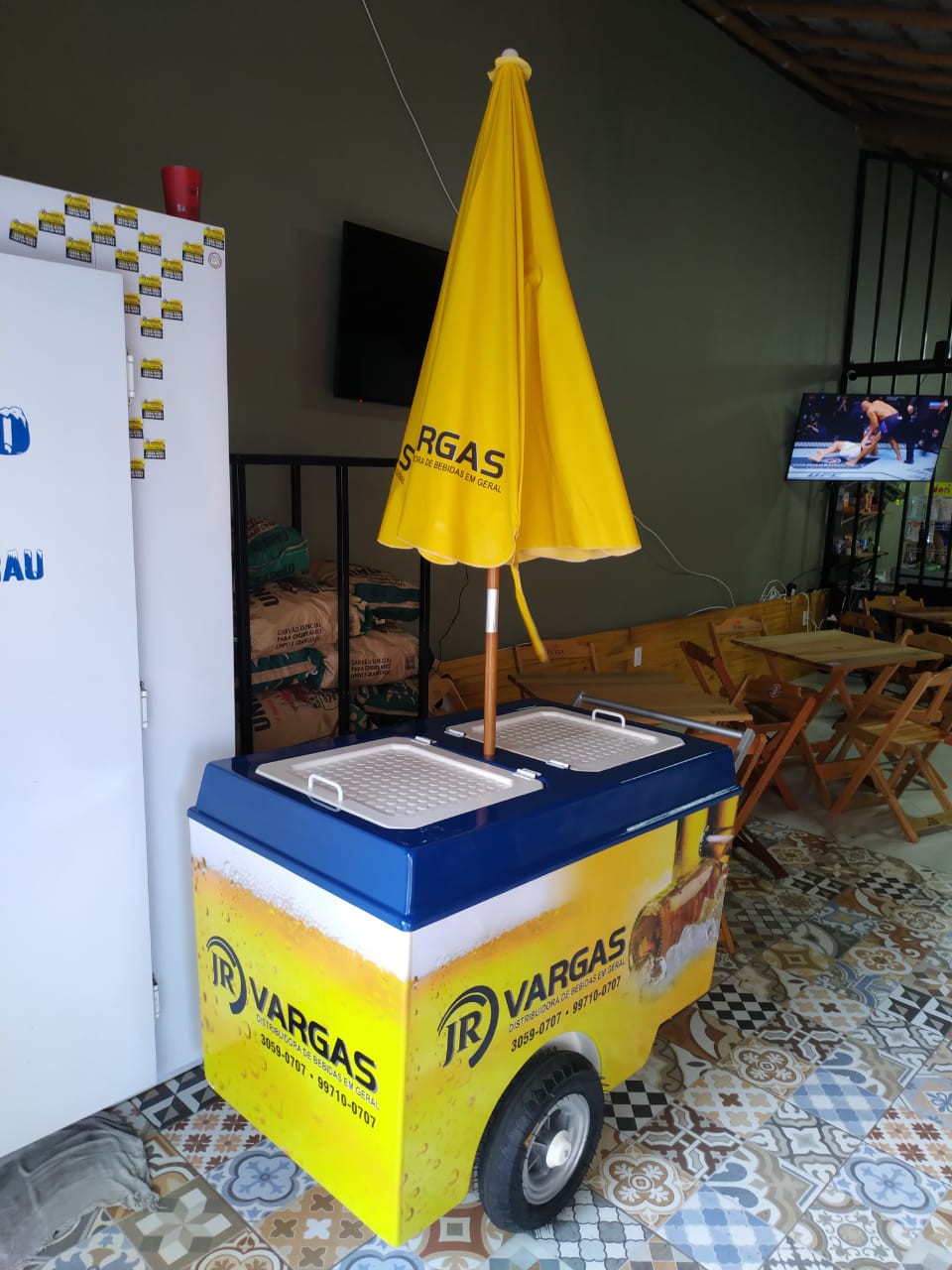 Carrinho térmico para bebidas - Carrinho de Coco