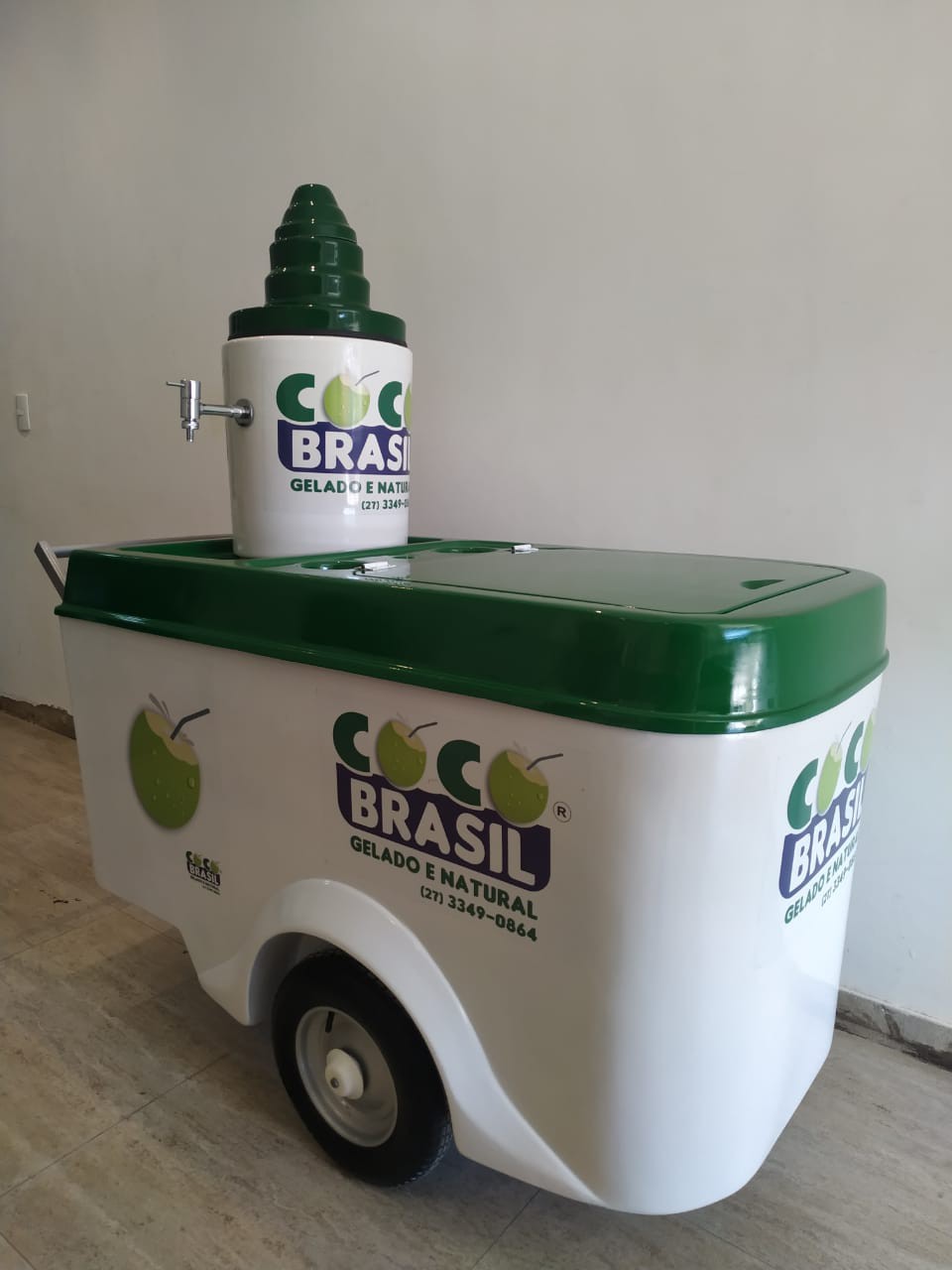 Carrinho térmico de água de coco - Carrinho de Coco