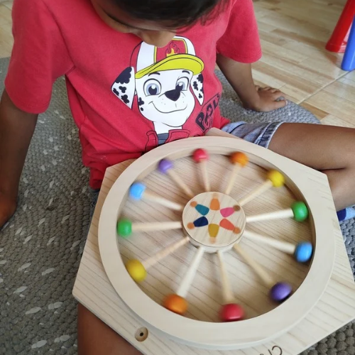 Painel Sensorial Colméia - Roda Gigante - bibiai