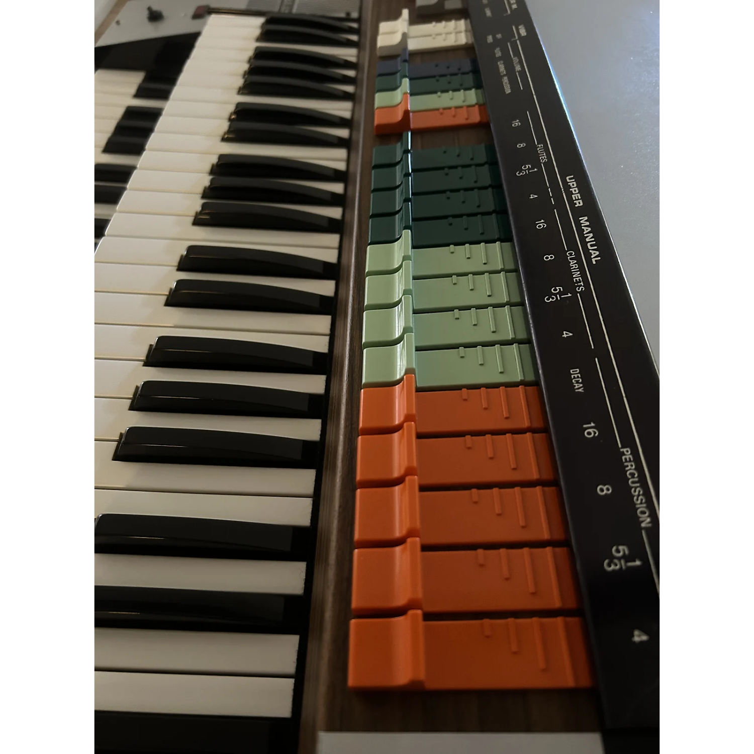 Teclado Órgão Farfisa VIP 233 de 49 Teclas Vintage - Classic Keyboards ...