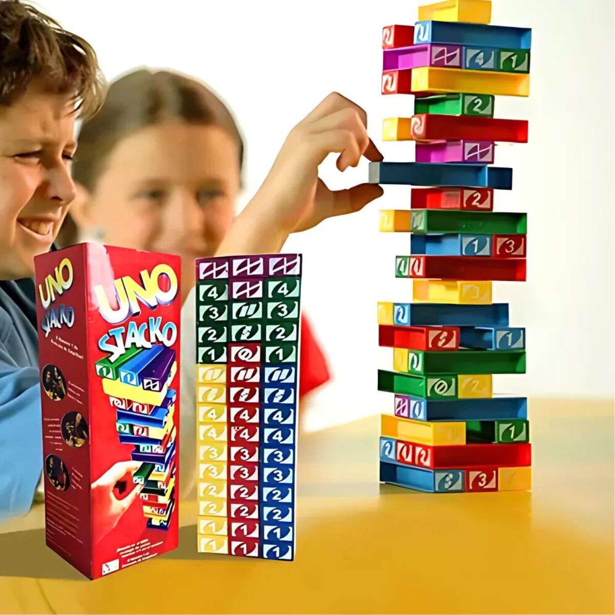 UNO Jogo de Tabuleiro Uno Stacko™ - Bebrands Online Shop - bebrands oficial