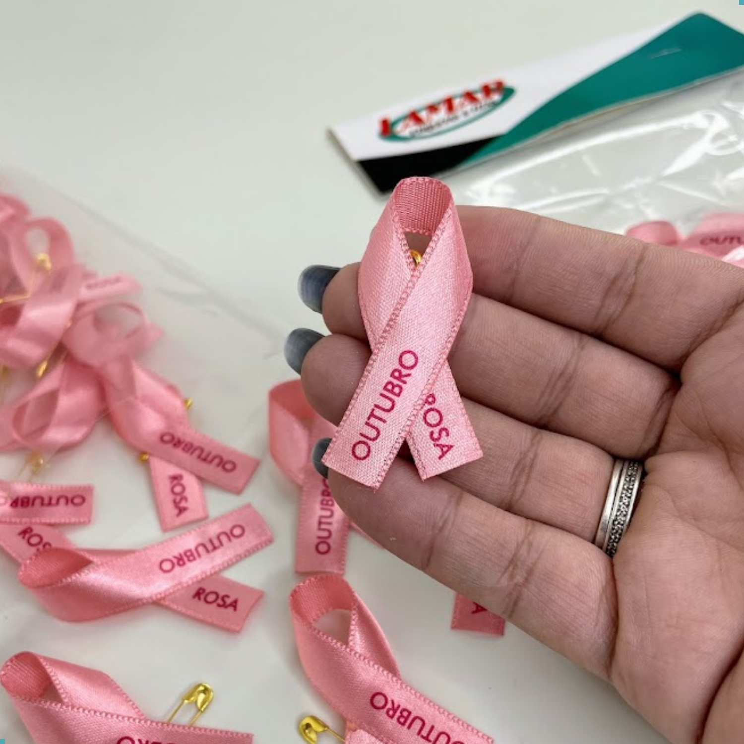 Fita Outubro Rosa com Alfinete - 50 unidades - Lamar Etiquetas e Fitas