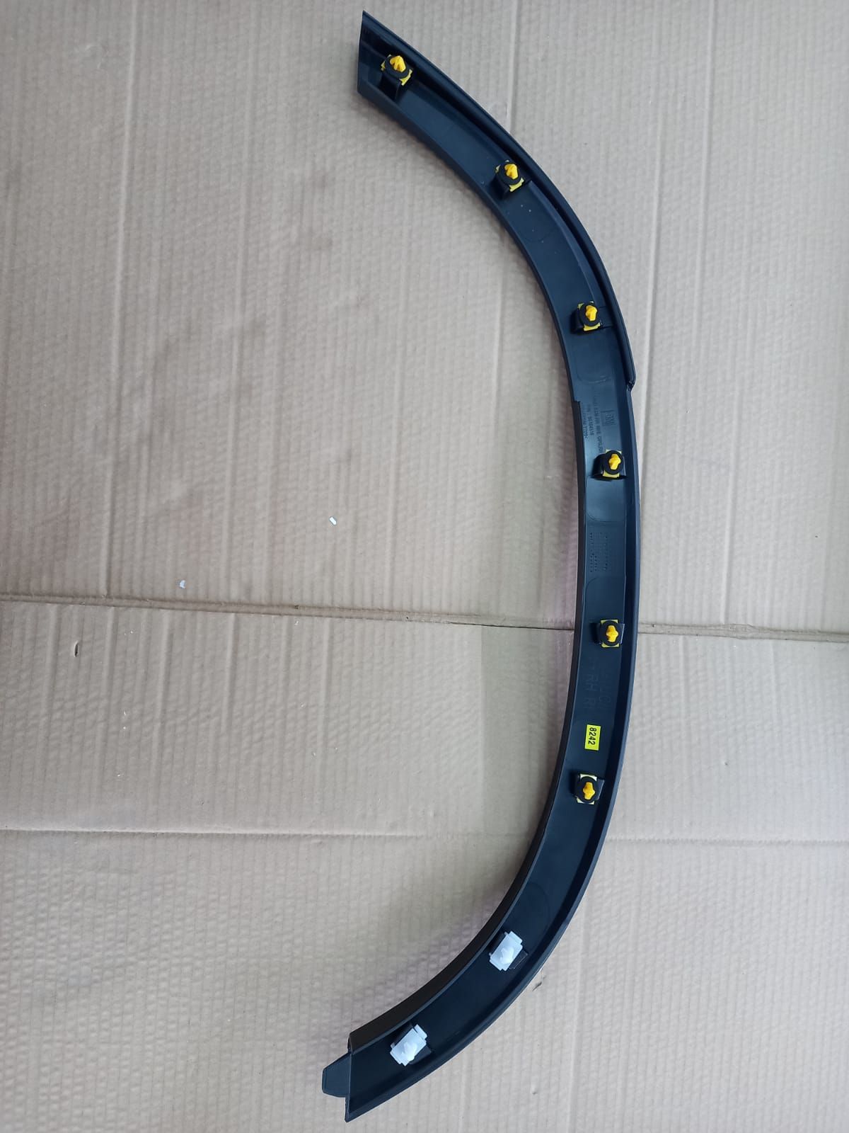 Moldura Caixa De Roda Traseira Direita Tracker 2014-2020 - Fegus Auto ...