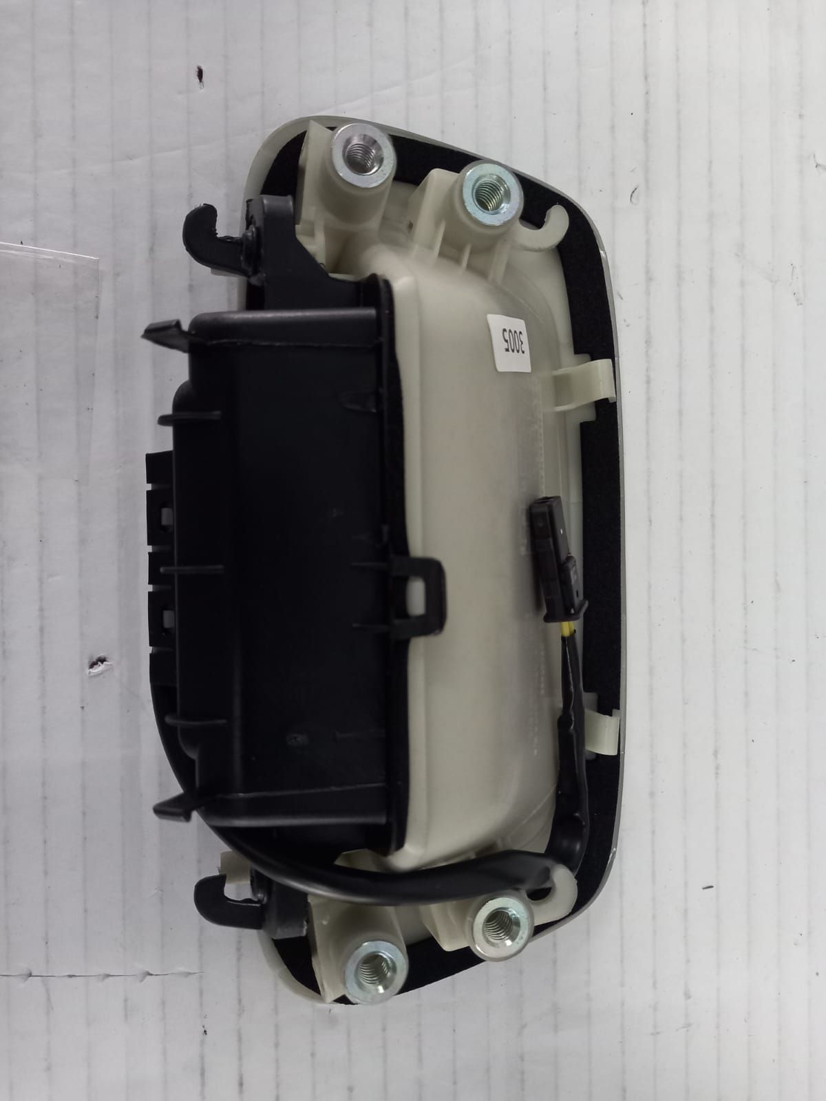 Maçaneta Tampa Porta Malas Tracker Nova Original 2014-2020 42613005 ...