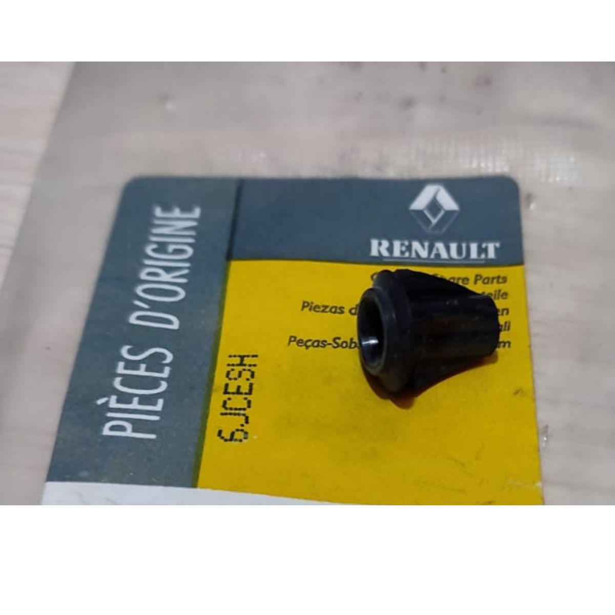 Clip De Fixação Emblema Renault Fluence Megane Original Novo - Fegus ...
