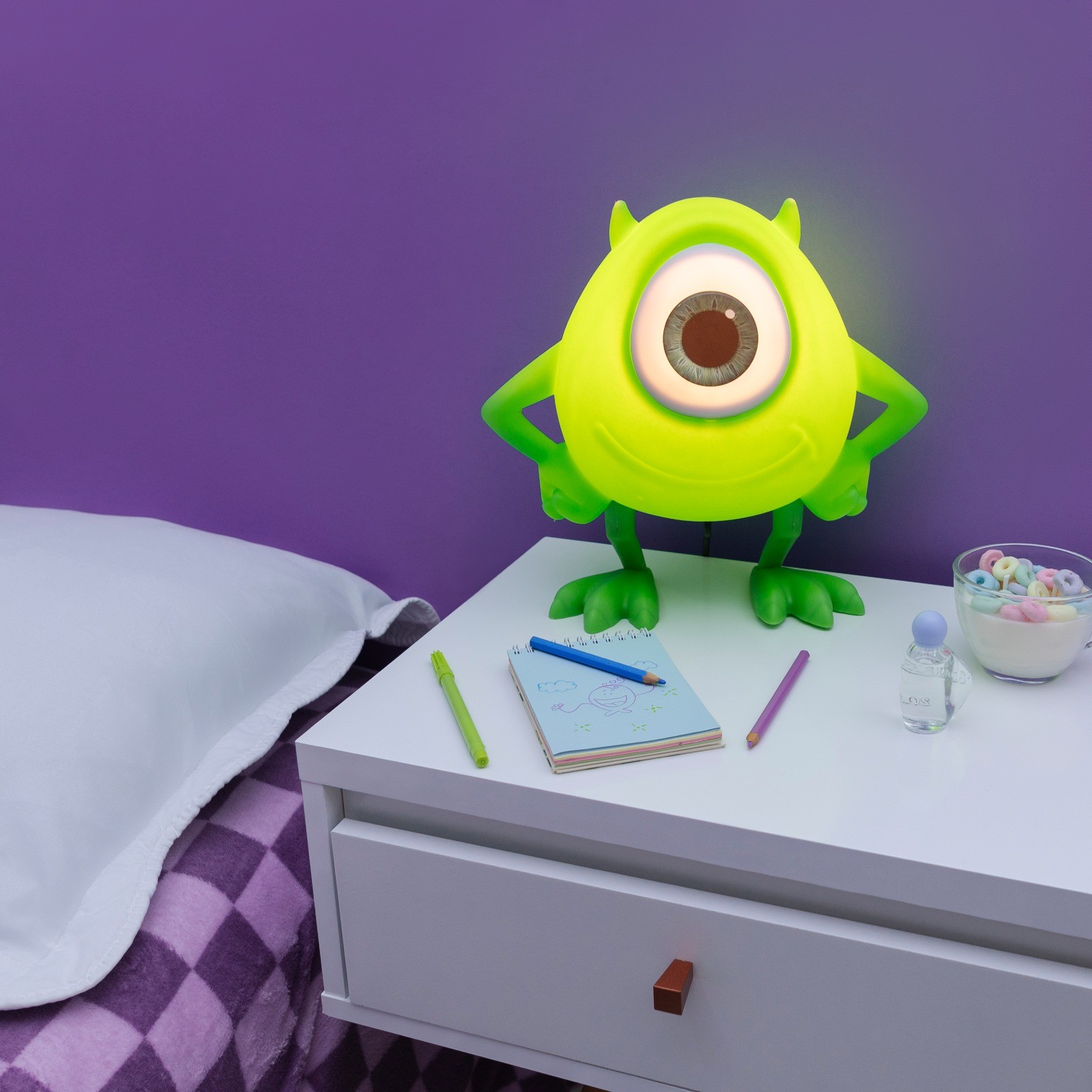 LUMINÁRIA MIKE WAZOWSKI MONSTROS S.A. - DS Games Atibaia