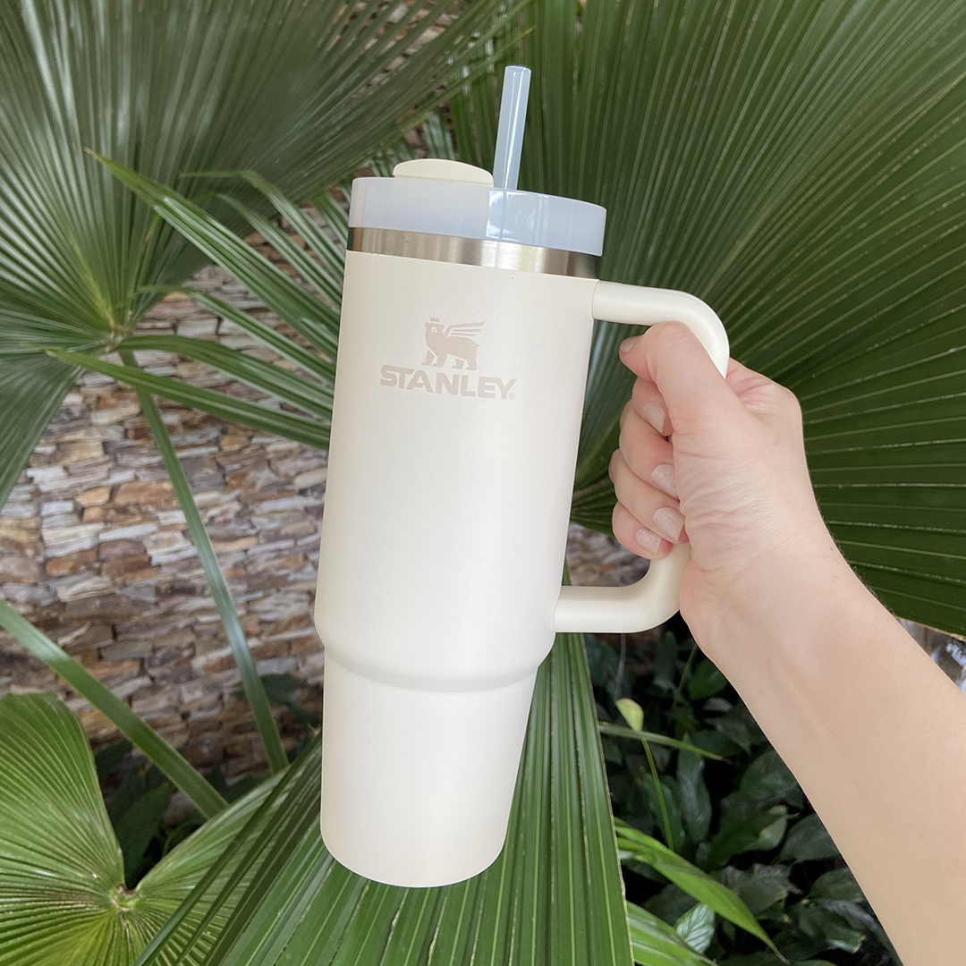 Copo Quencher Stanley com Canudo e Arte Personalizada - Diversas Cores ...