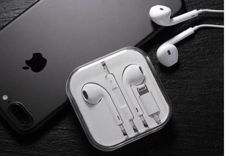 FONE DE OUVIDO TIPO LIGHTNING EARX KAPBOM KA-X7 EAR X - CSIinformática