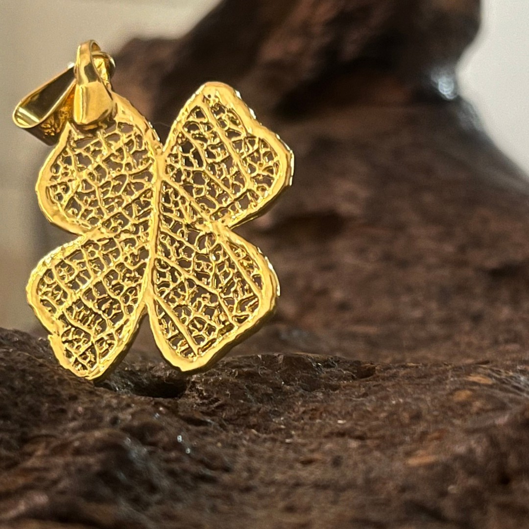 Pingente Trevo De Quatro Folhas, Banhado a Ouro. Biojoias|Amarjon ...
