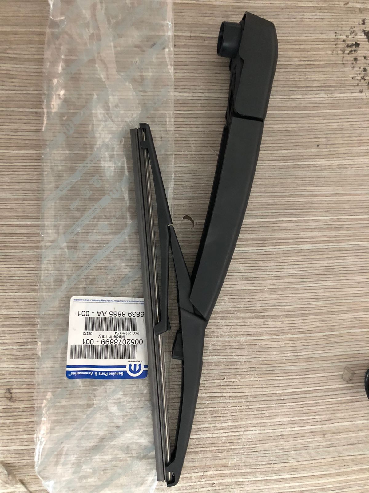 Braço limpador vidro traseiro Jeep Renegade Longitude Orig - Peças ...