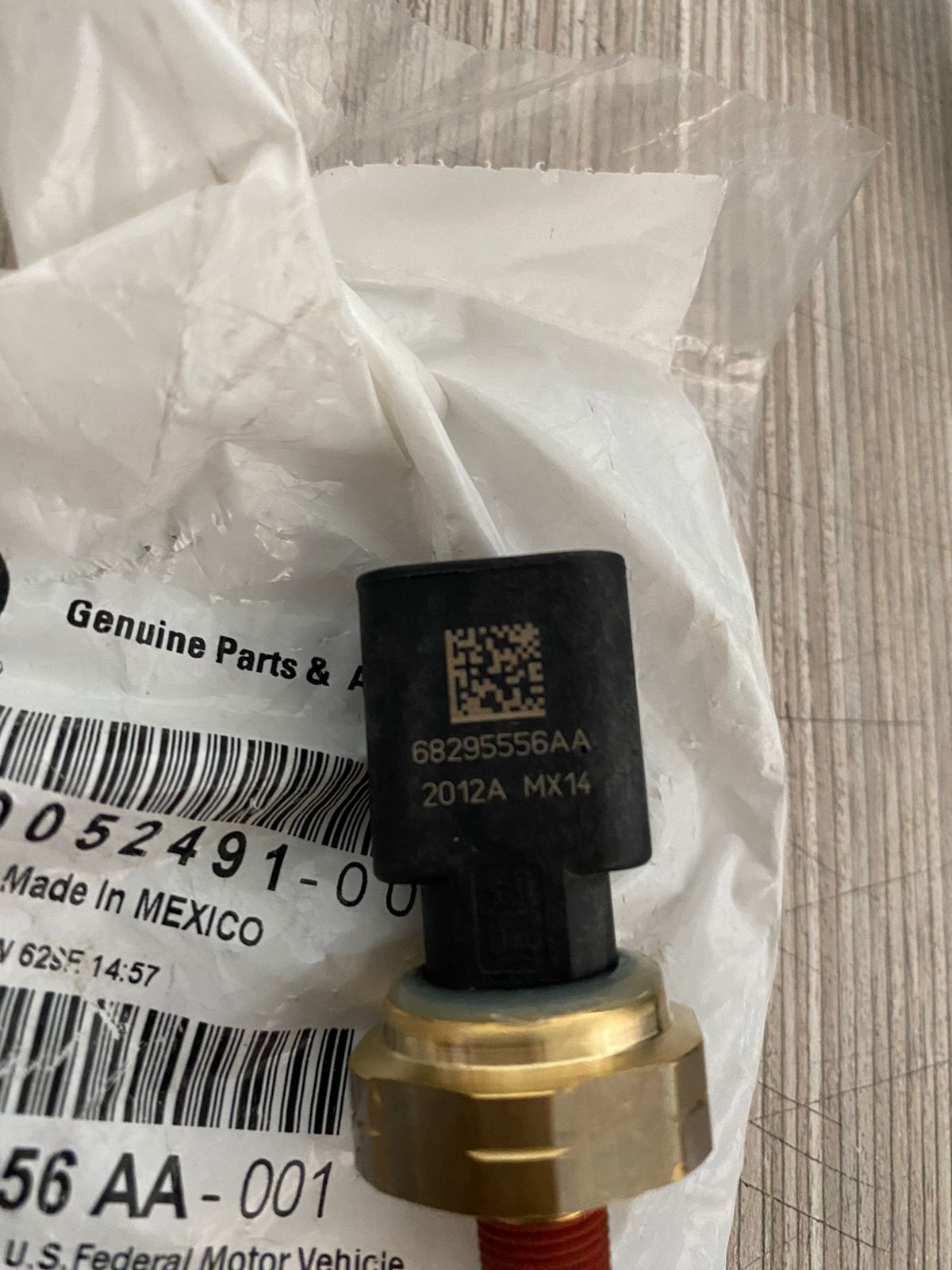 Sensor Pressão Óleo Dodge Jeep Chrysler Ram 68295556AA - Peças ...