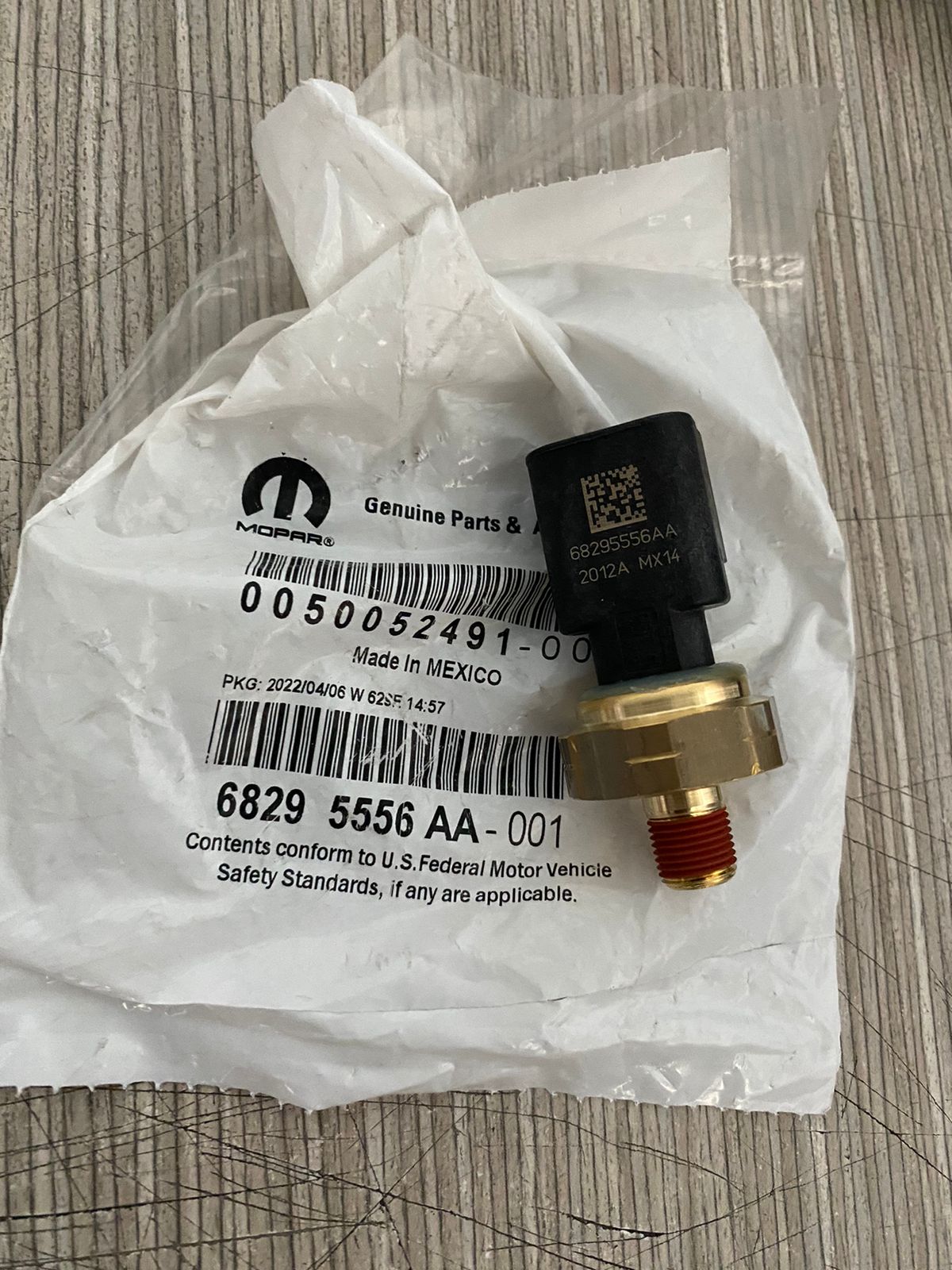 Sensor Pressão Óleo Dodge Jeep Chrysler Ram 68295556AA - Peças ...