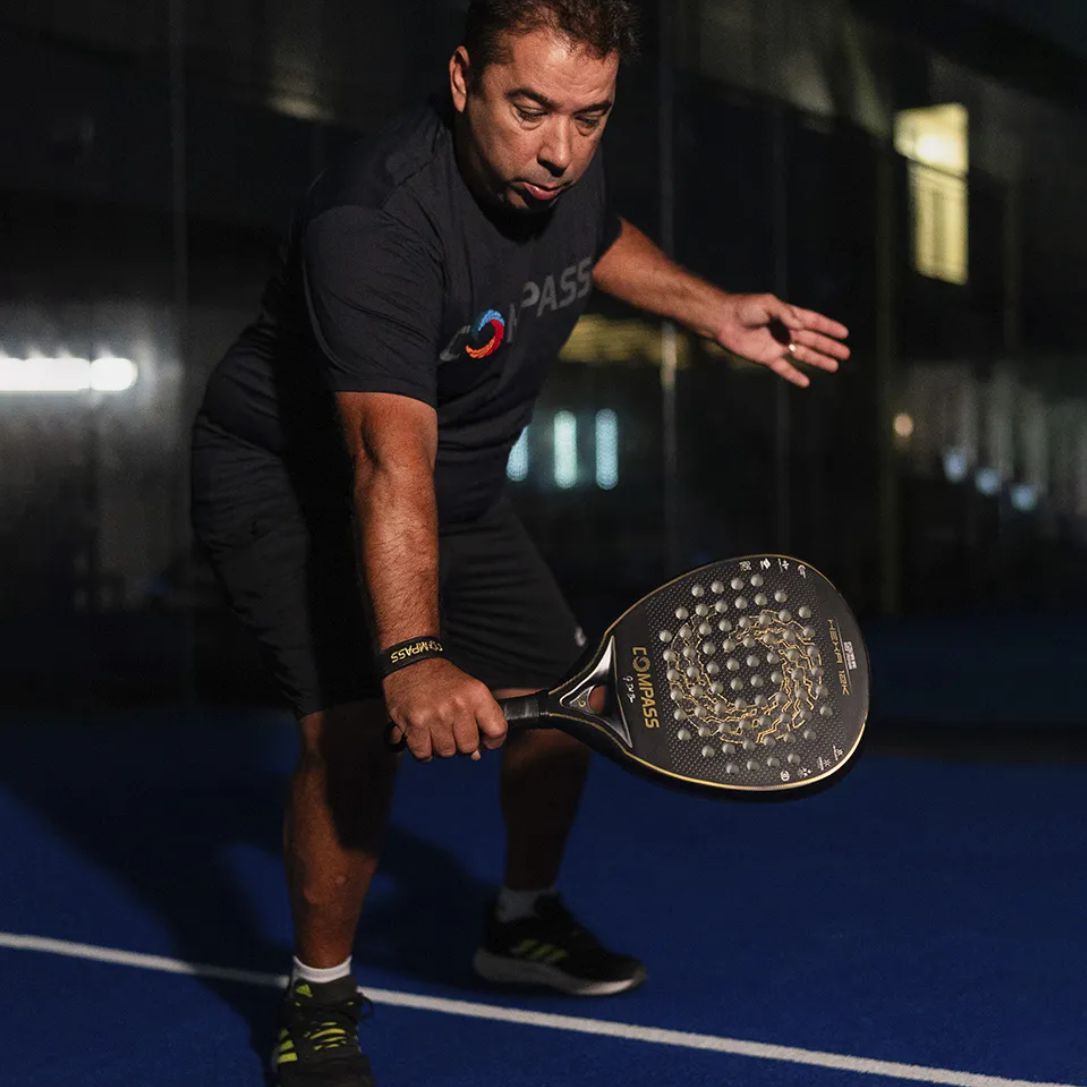 Raquete de Padel Compass Hexa 12k Gervasio Del Bono 2024 Raquete de Padel Compass Hexa 12k Gervasio Del Bono 2024