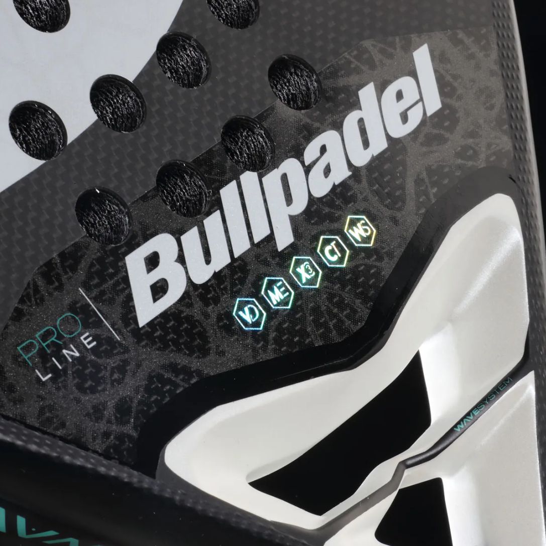 Raquete de Padel Bullpadel Neuron 2024 Carbono 3k - Fede Chingotto ...
