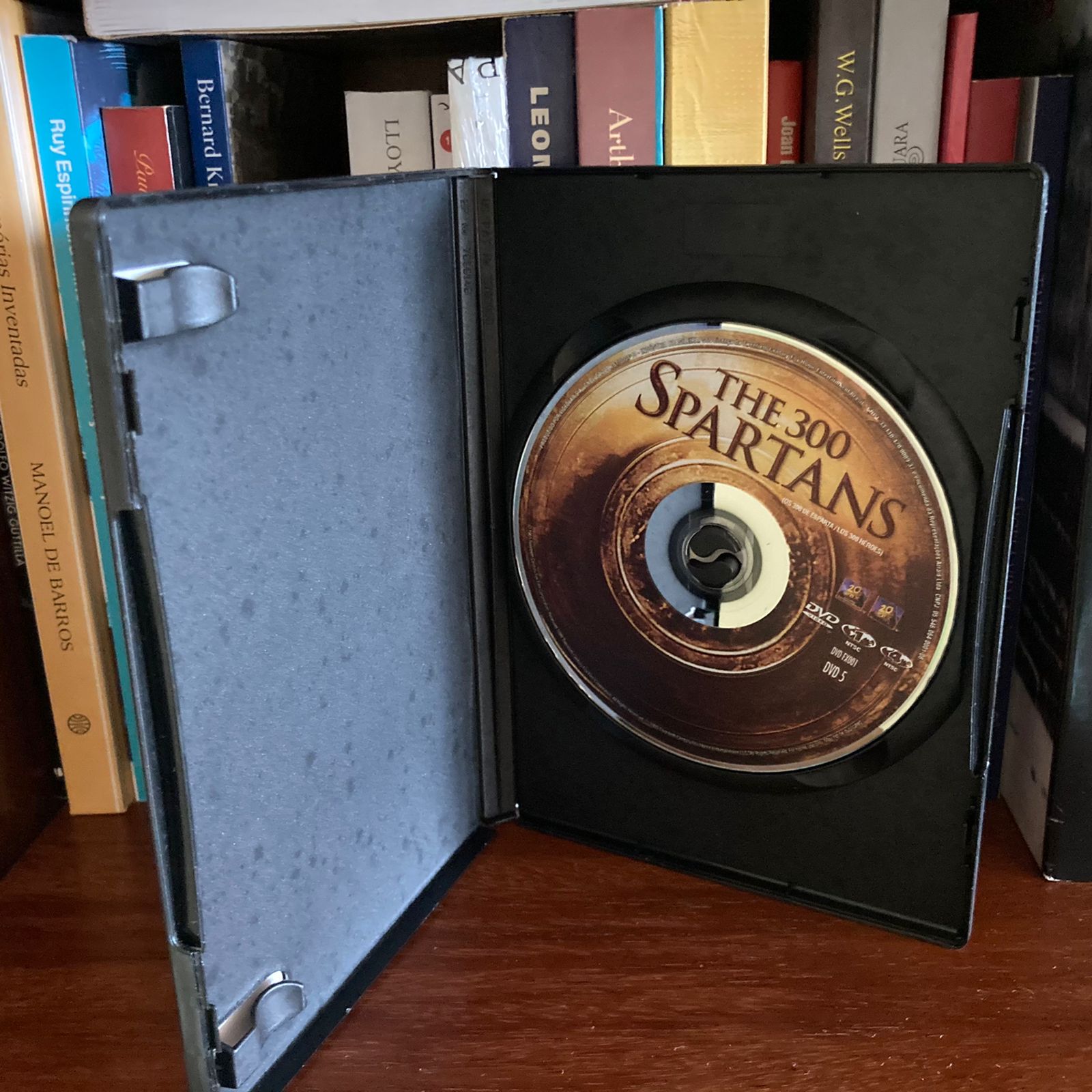DVD: Os 300 de Esparta - Usado - Pouso Cultural